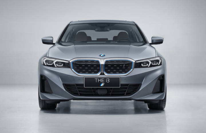 30万级豪华纯电轿车如何选？蔚来ET5对比宝马i3_搜狐汽车_搜狐网