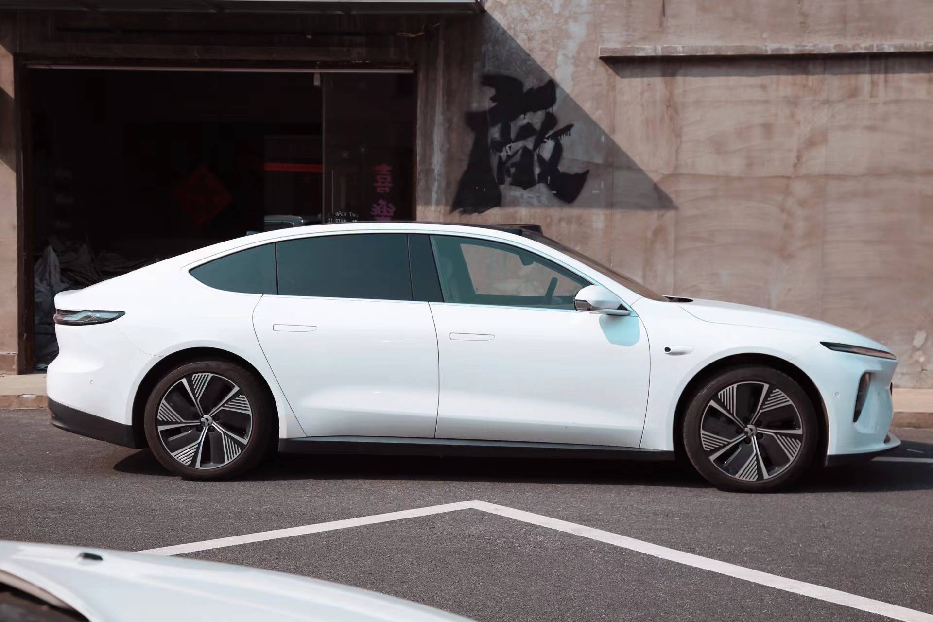 试驾蔚来ET7 | 售价50万硬刚BBA的筹码有哪些？_搜狐汽车_搜狐网