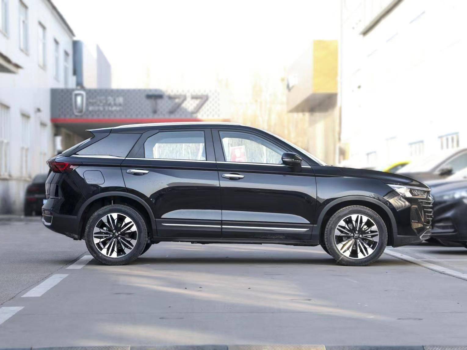 大家庭买车就看奔腾T77，更大，更实用，更亲民！_搜狐汽车_搜狐网