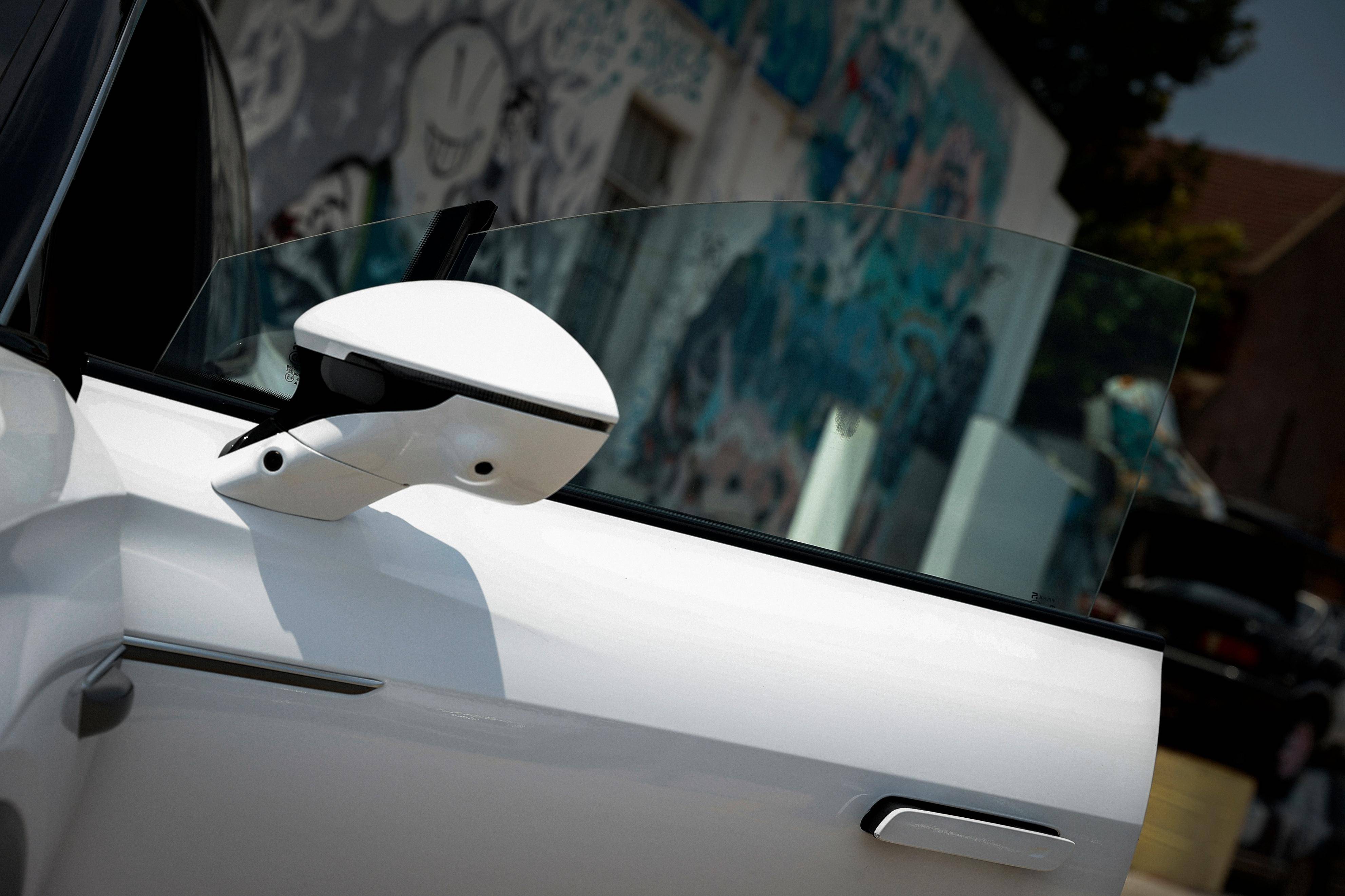 飞凡“新战将”R7，3.8s破百，续航606km，好看还不贵_搜狐汽车_搜狐网