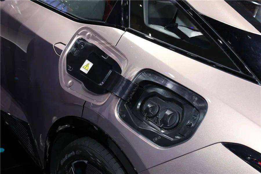 续航超600km，综合进入15万区间，一汽丰田bZ3带着诚意来了_搜狐汽车_搜狐网