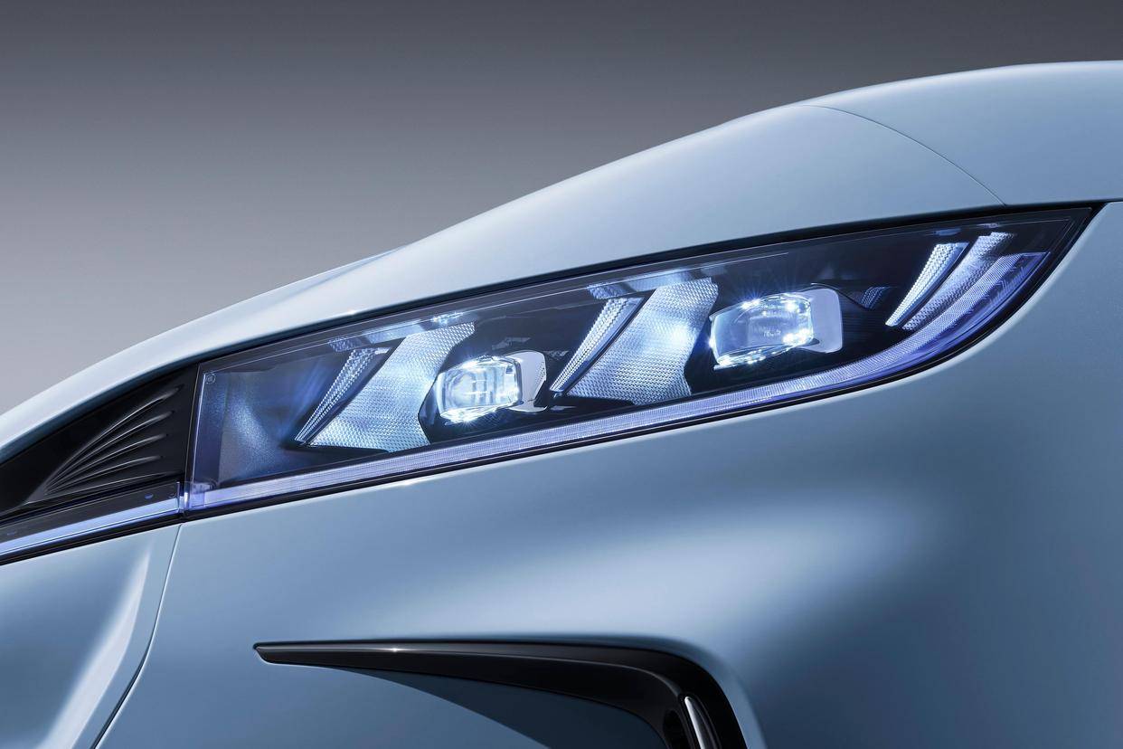 又一“黑马”车型，续航730km，3.8秒破百，还配14个丹拿音响_搜狐汽车_搜狐网