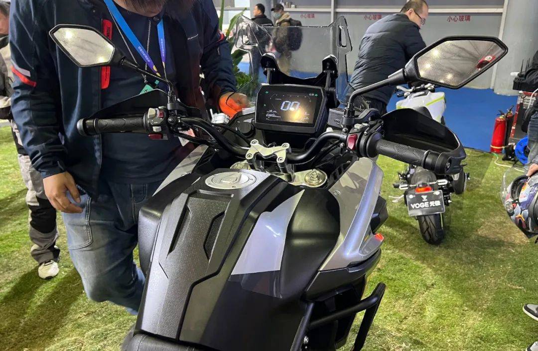 DS525X首发亮相，Q250、AC300咖啡上市：“VOGE大年”持续输出中_搜狐汽车_搜狐网