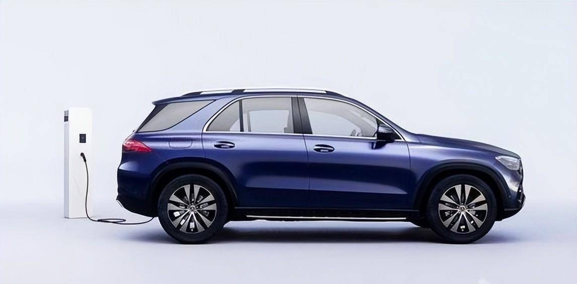 外观微调，新增插混车型 标配48V轻混系统 2024款奔驰GLE亮相首发_搜狐汽车_搜狐网