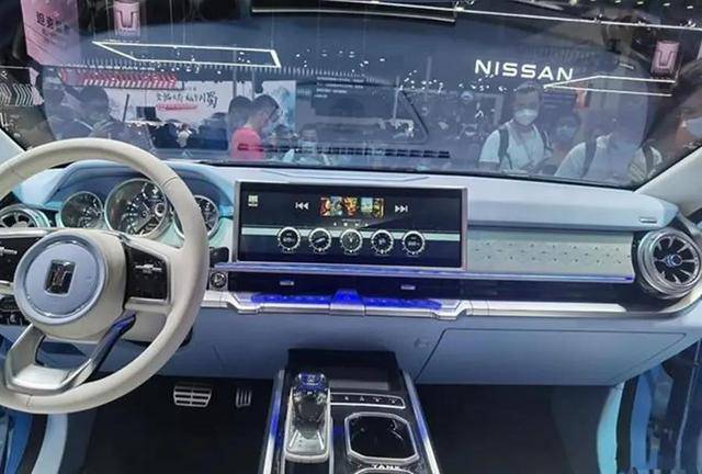 坦克400实车曝光，外观越野硬派，配3.0T+9AT，产品力如何？_搜狐汽车_搜狐网