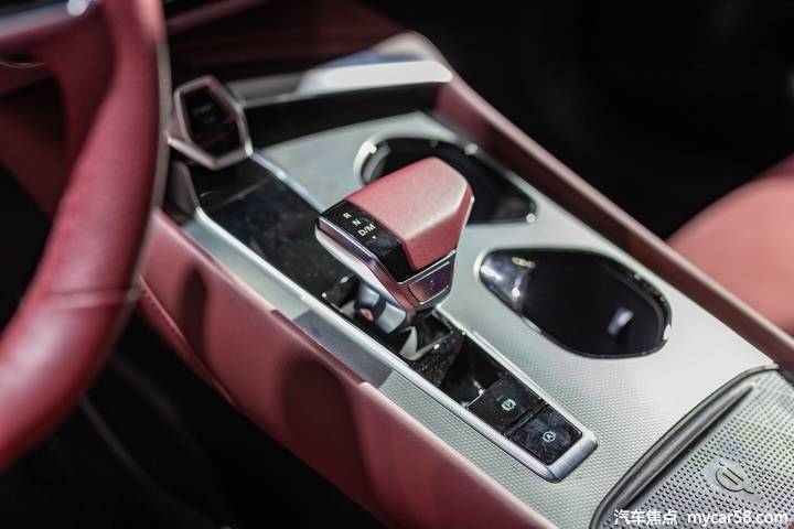 A级车的预算买B级轿跑！名爵MG7上市，售11.98-16.98万_搜狐汽车_搜狐网