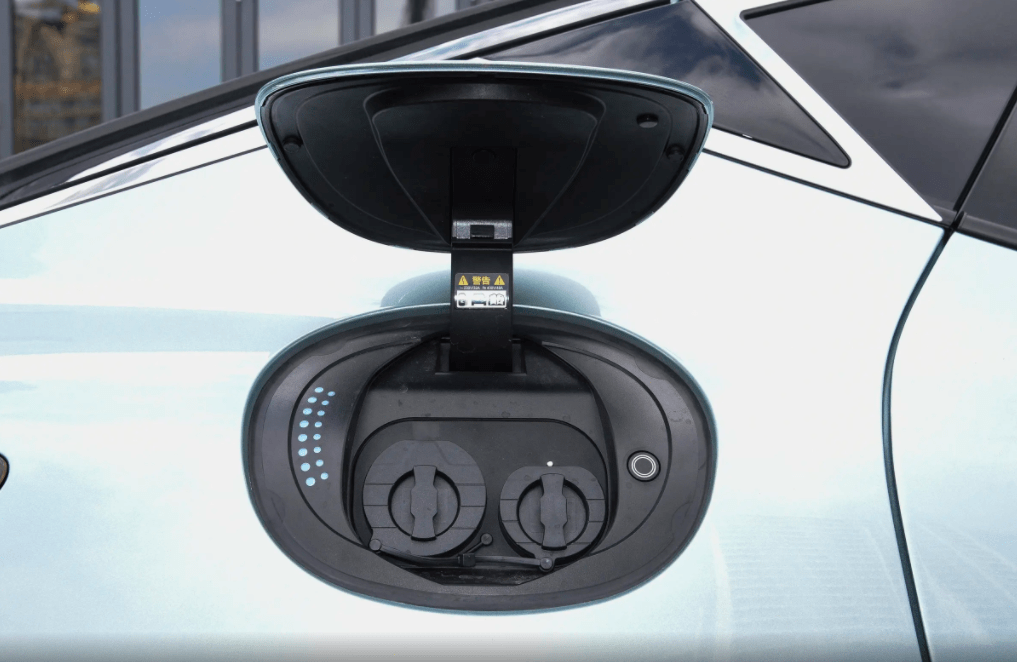 哪哪都不一样，30万级的豪华纯电SUV，捷尼赛思GV60 EV值得一看_搜狐汽车_搜狐网