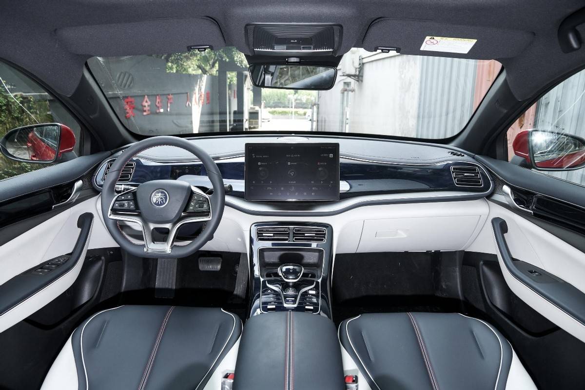 零跑C01、秦PLUS EV、深蓝SL03怎么选？_搜狐汽车_搜狐网