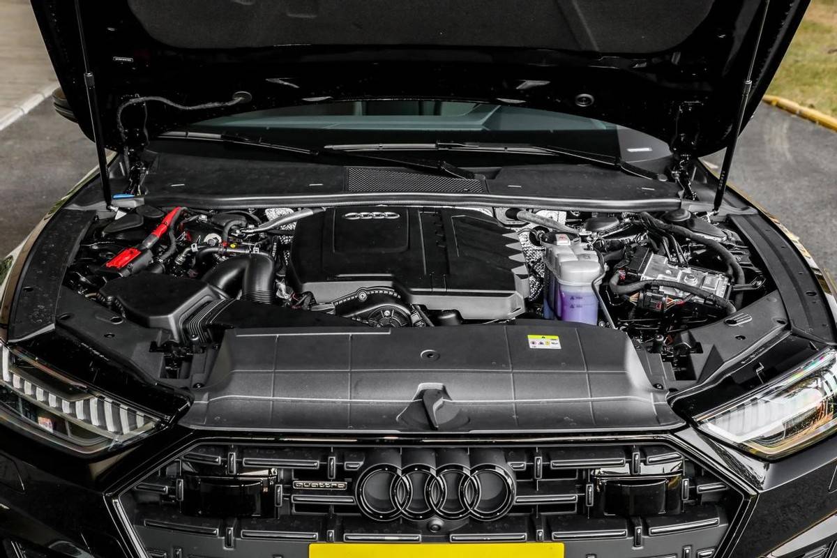 无框车门+3.0T发动机，上汽奥迪A7L的出行才配叫智能_搜狐汽车_搜狐网