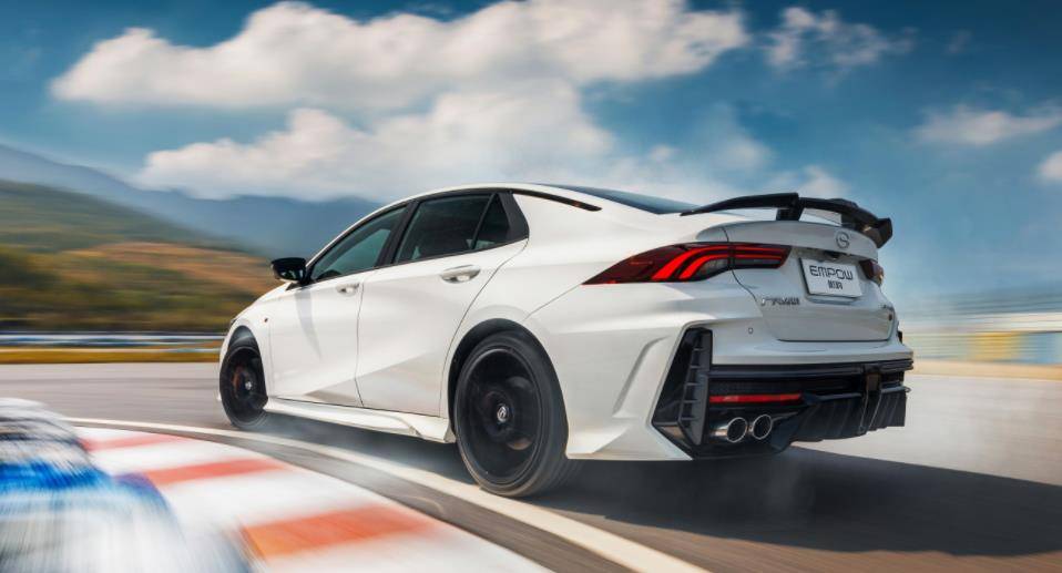 传祺影豹2.0T正式亮相，用于265匹马力和400牛米的它值多少钱_搜狐汽车_搜狐网