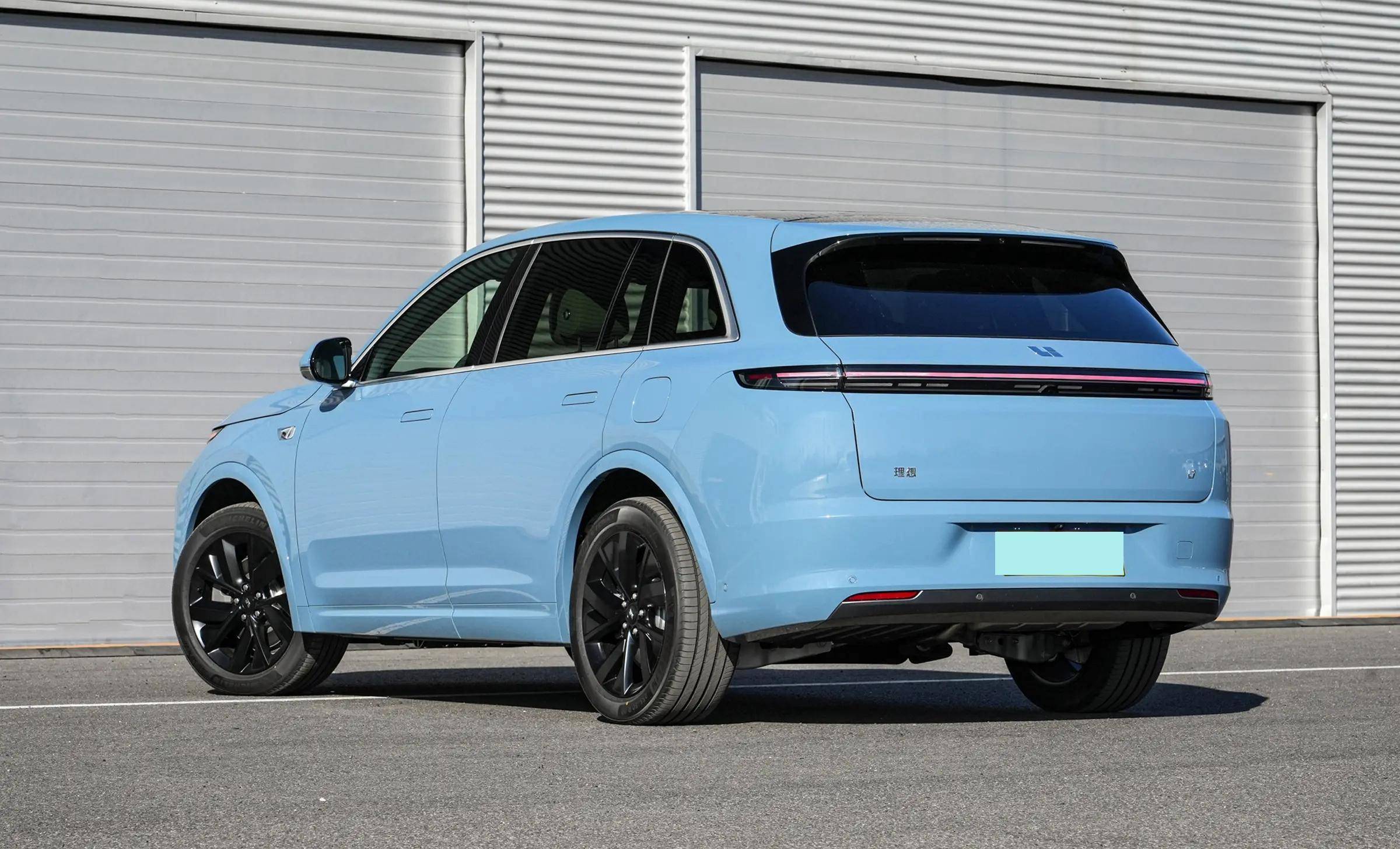 2023款奥迪Q5L，全系标配主动刹车、适时四驱，安全又舒适_搜狐汽车_搜狐网