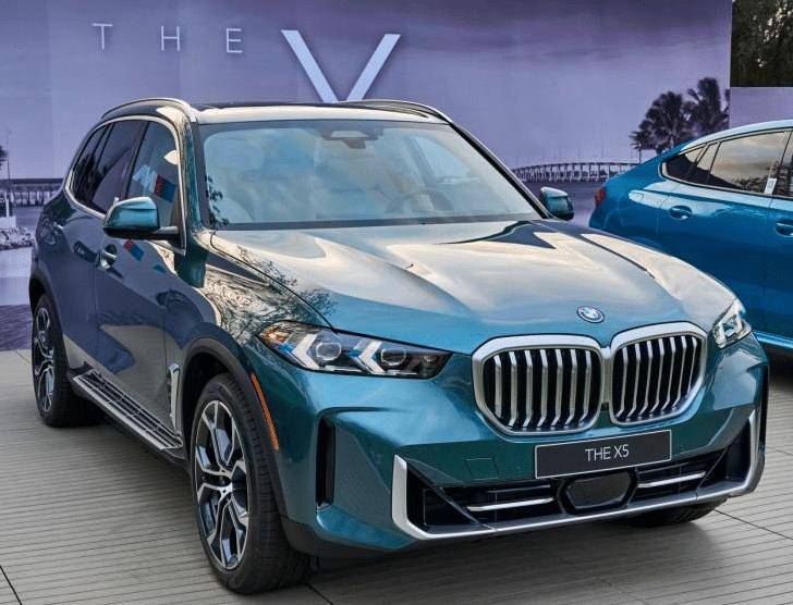 新款宝马X5亮相了，搭载3.0T+48V轻混，造型精致，不久将要国产_搜狐汽车_搜狐网