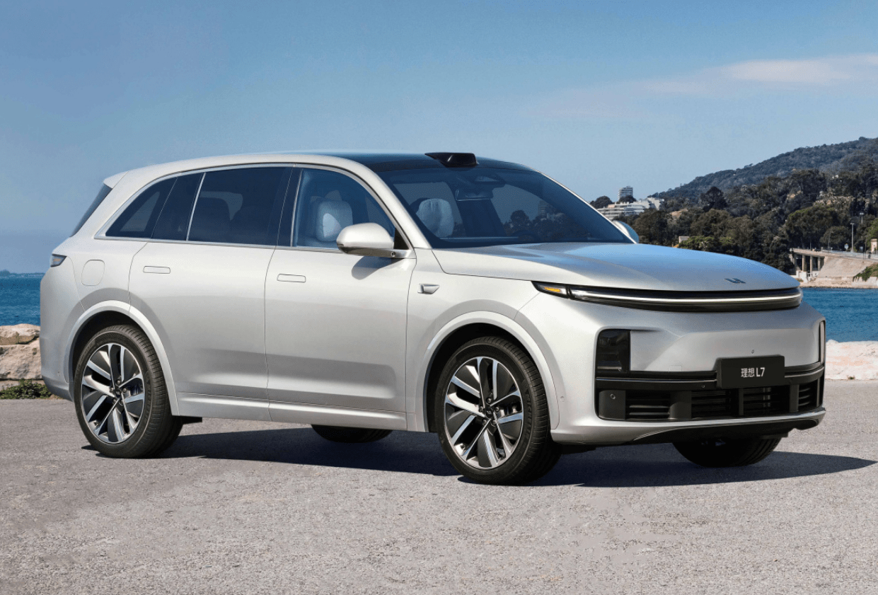 零跑C11增程对比理想L7，这体验是我没有想到的！_搜狐汽车_搜狐网