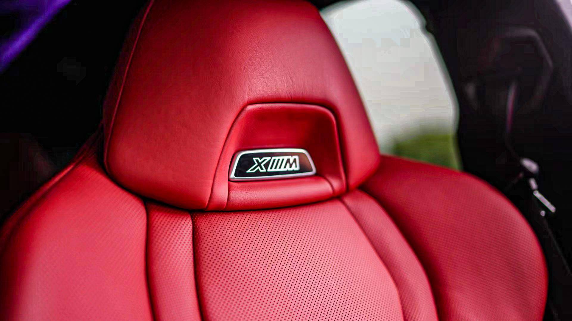 M系列旗舰SUV，4.4T插混系统，到店体验宝马XM，230万，值吗？_搜狐汽车_搜狐网