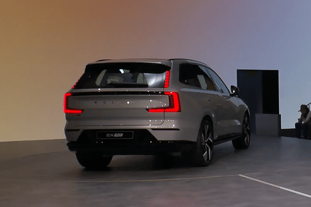 沃尔沃旗舰EX90中国首秀，原生纯电平台加持，安全更智能_搜狐汽车_搜狐网