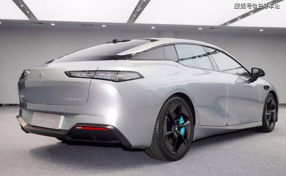 年轻人的第一台GT轿跑？昊铂Hyper GT开启预售_搜狐汽车_搜狐网