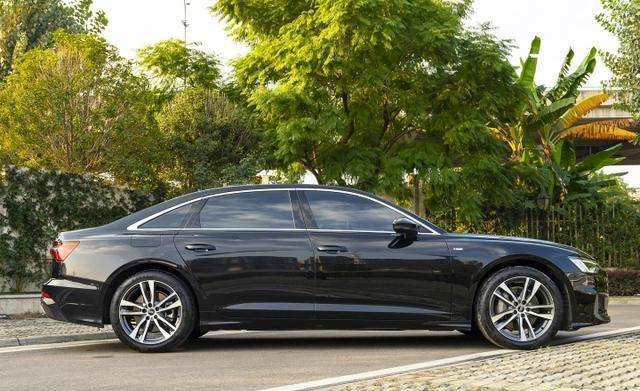 花30多万入手二手奥迪A6L，开了5000公里后，我总结出十二字真言_搜狐汽车_搜狐网