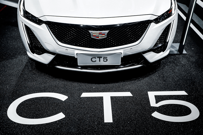 你要的它都有，2023款凯迪拉克CT5亮相车展，难道不比“34C”香？_搜狐汽车_搜狐网
