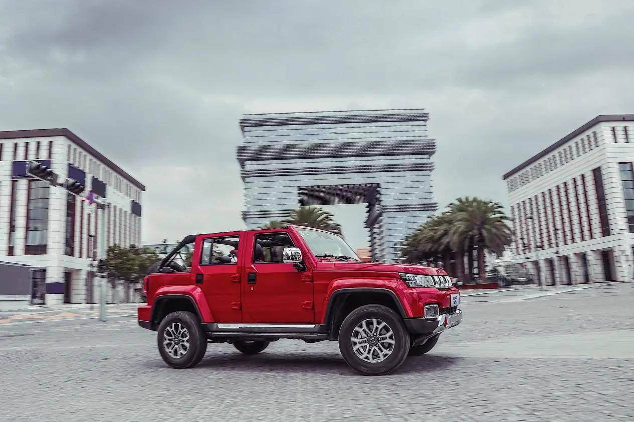 用越野的方式演绎精彩人生，BJ40带我见识世界也重新认识自己！_搜狐汽车_搜狐网