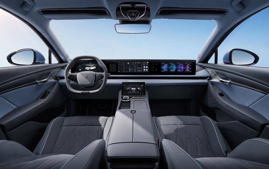 最高续航730km，入门就有3.8s破百，岚图追光或于上海车展上市_搜狐汽车_搜狐网