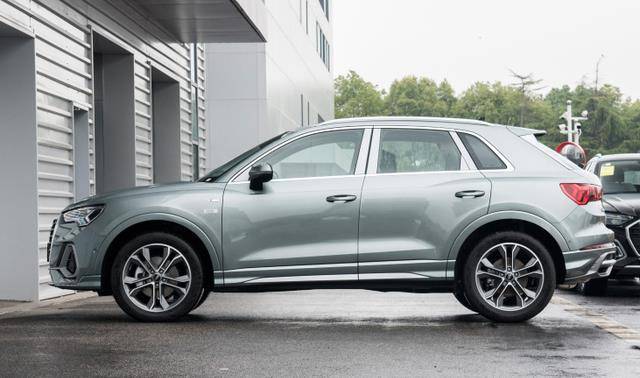 1.4T变1.5T，标配氛围灯！新款奥迪Q3正式亮相，性能比肩朗逸_搜狐汽车_搜狐网