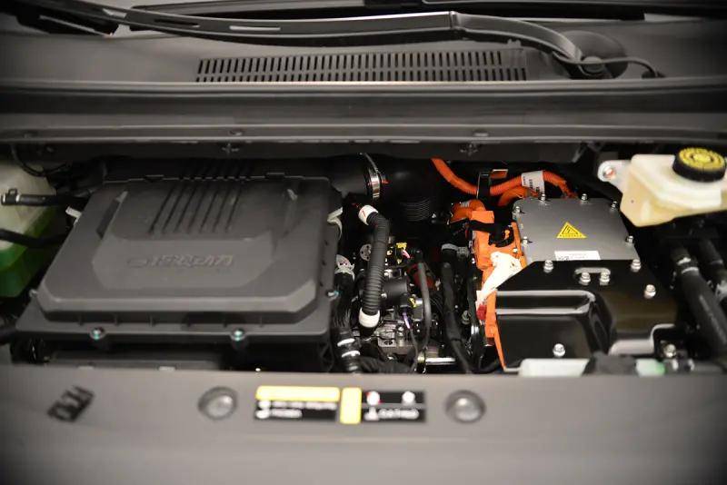 堪称中国MPV专家，搭载2.0T插混的传祺E9，30多万值不值?_搜狐汽车_搜狐网