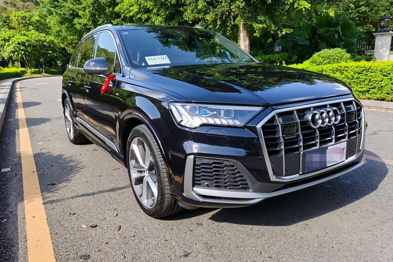 63万提了辆奥迪Q7，再开朋友的宝马X5，车主：对比截然不同！_搜狐汽车_搜狐网