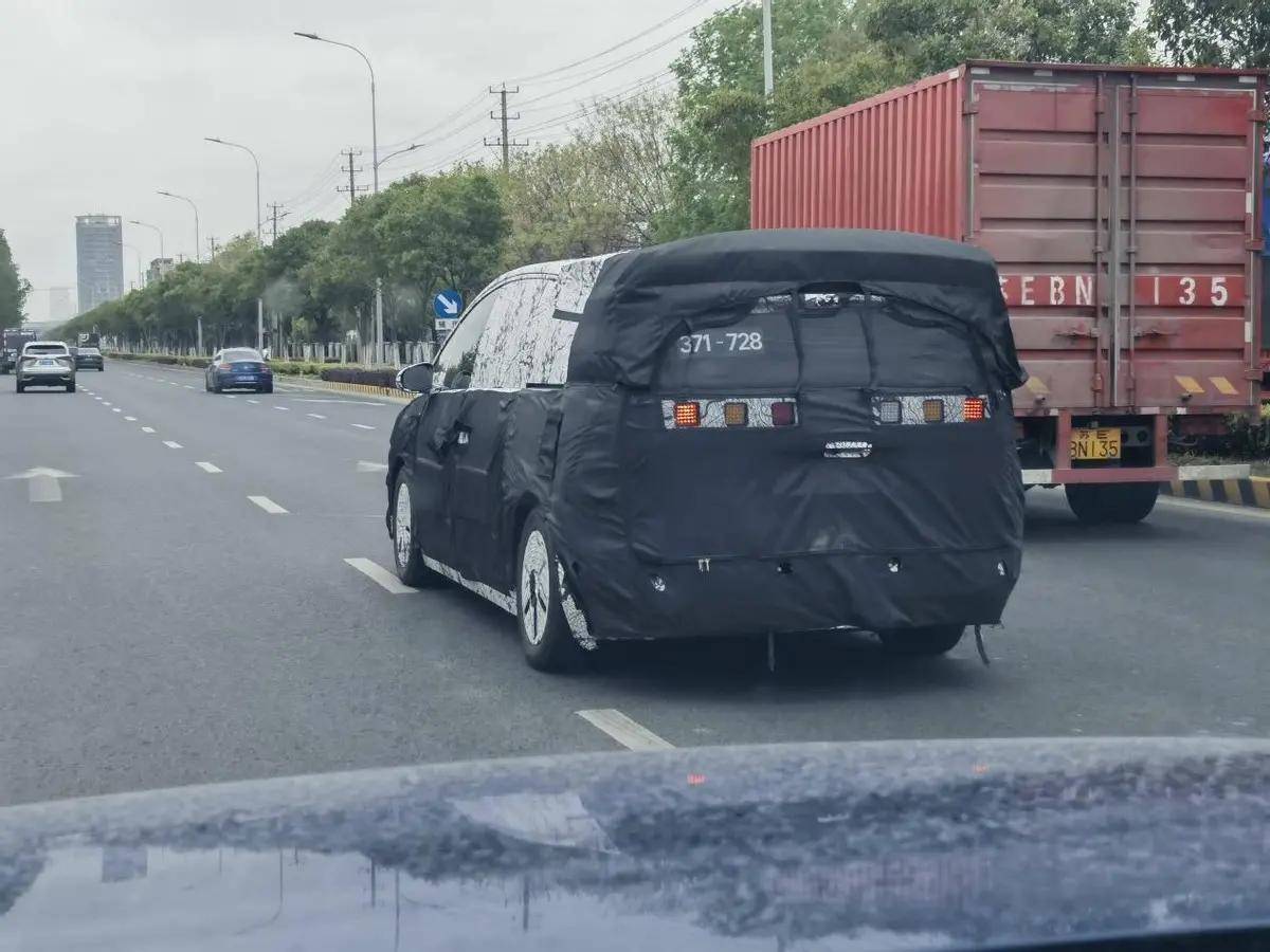 理想牌“大霸王”，首款纯电MPV定价会比L9更高吗？_搜狐汽车_搜狐网