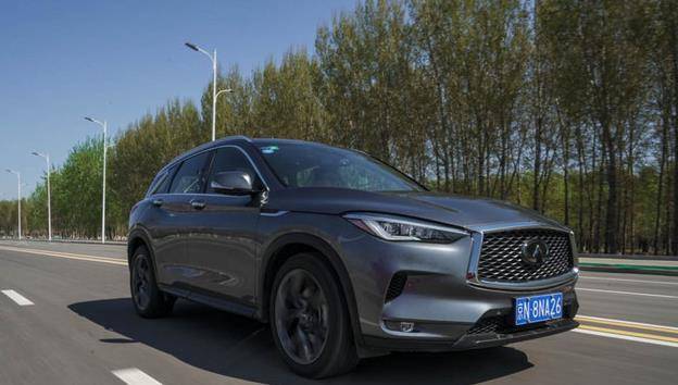 31万提了辆奥迪Q5L，2个月后再开英菲尼迪QX50，车主：差距明显！_搜狐汽车_搜狐网