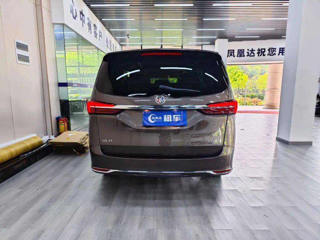 23款别克GL8陆上公务舱豪华版，宜商宜家的ta能打动你吗？_搜狐汽车_搜狐网