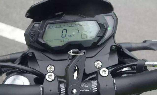 贝纳利全新小黄龙，双通道ABS，极速142km，售1.88万_搜狐汽车_搜狐网