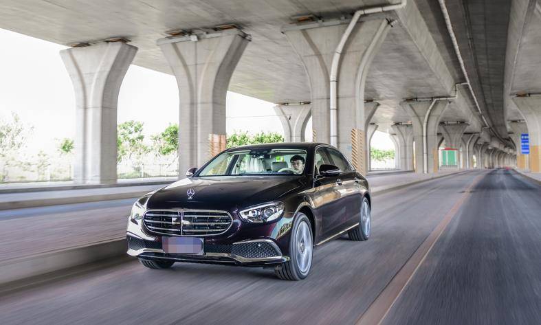 39.9万提了辆奔驰E260L，才开800公里，车主有话要说_搜狐汽车_搜狐网