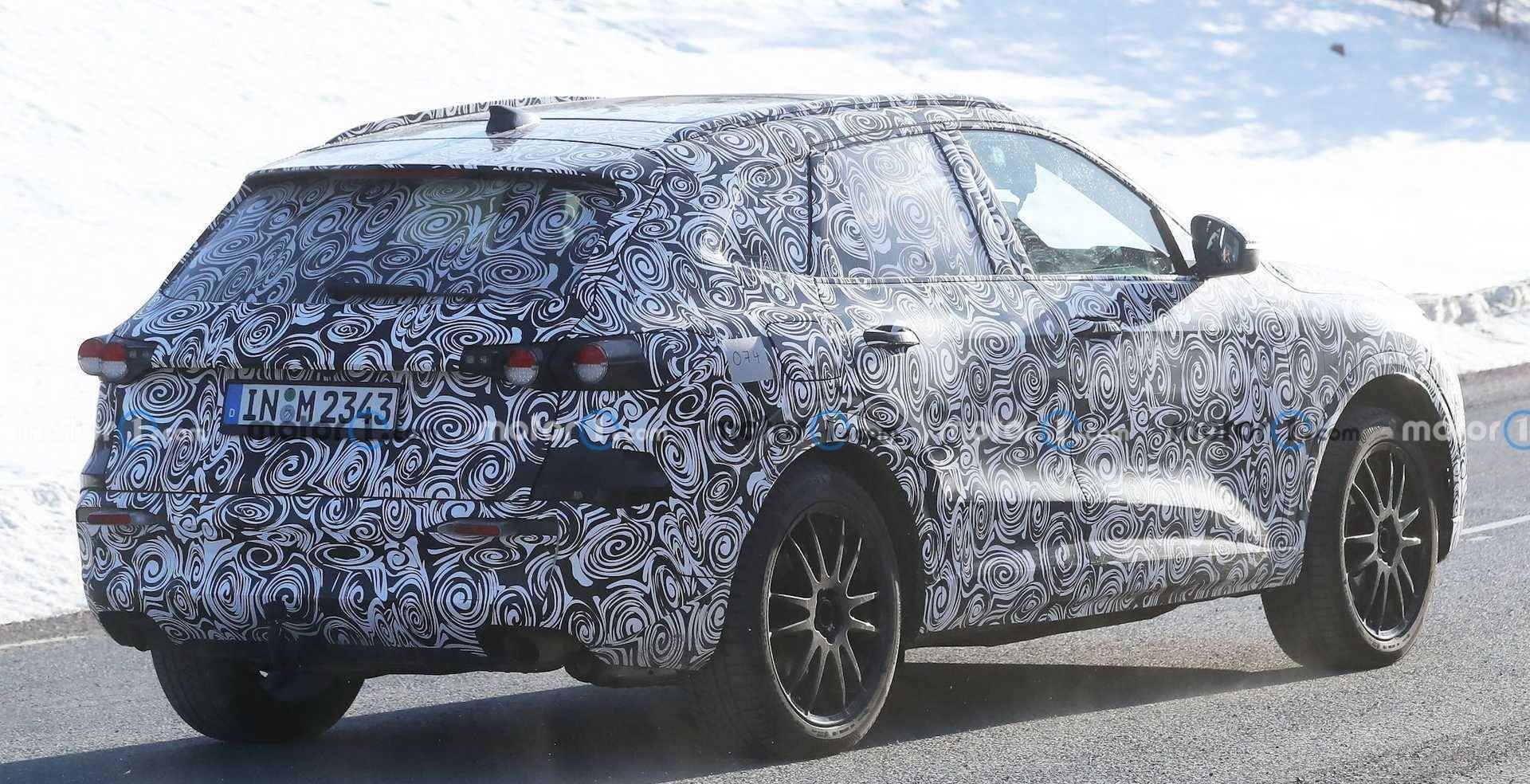 对标GLC，新款内饰，搭载1.5T发动机，全新奥迪Q5曝光_搜狐汽车_搜狐网