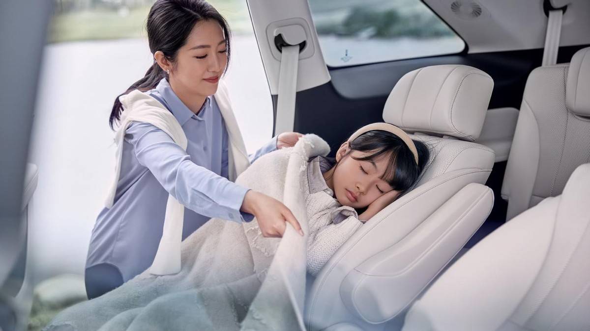 蓝山DHT-PHEV 上市，轴距超3米，四驱30.88万起售，比理想L8还香_搜狐汽车_搜狐网