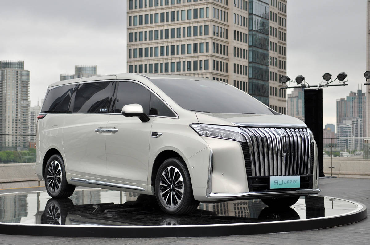 魏牌首款MPV初露锋芒 静态体验高山DHT-PHEV_搜狐汽车_搜狐网