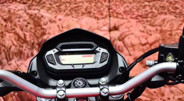 1万元，续航500多公里，带“鸟嘴”的豪爵NK150来了_搜狐汽车_搜狐网