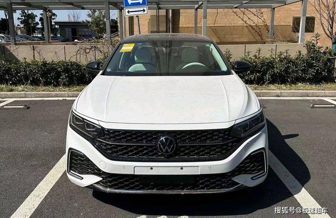 大众帕萨特“新造型”曝光，白色漆面+白色内饰，清新又时尚_搜狐汽车_搜狐网