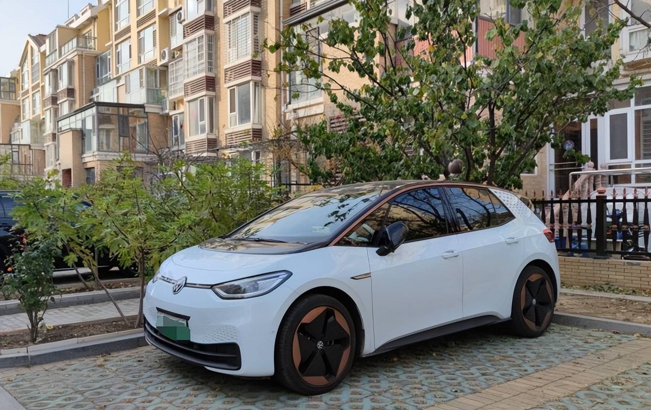 续航450km，同级罕见后置后驱，小钢炮id3有多好开？_搜狐汽车_搜狐网