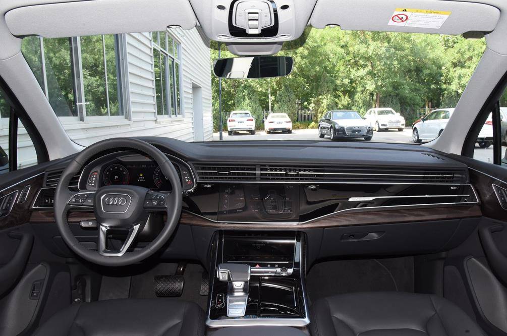 林肯再添“新战将”，标配3.0T＋10AT，比奥迪Q7时尚，配四驱系统_搜狐汽车_搜狐网