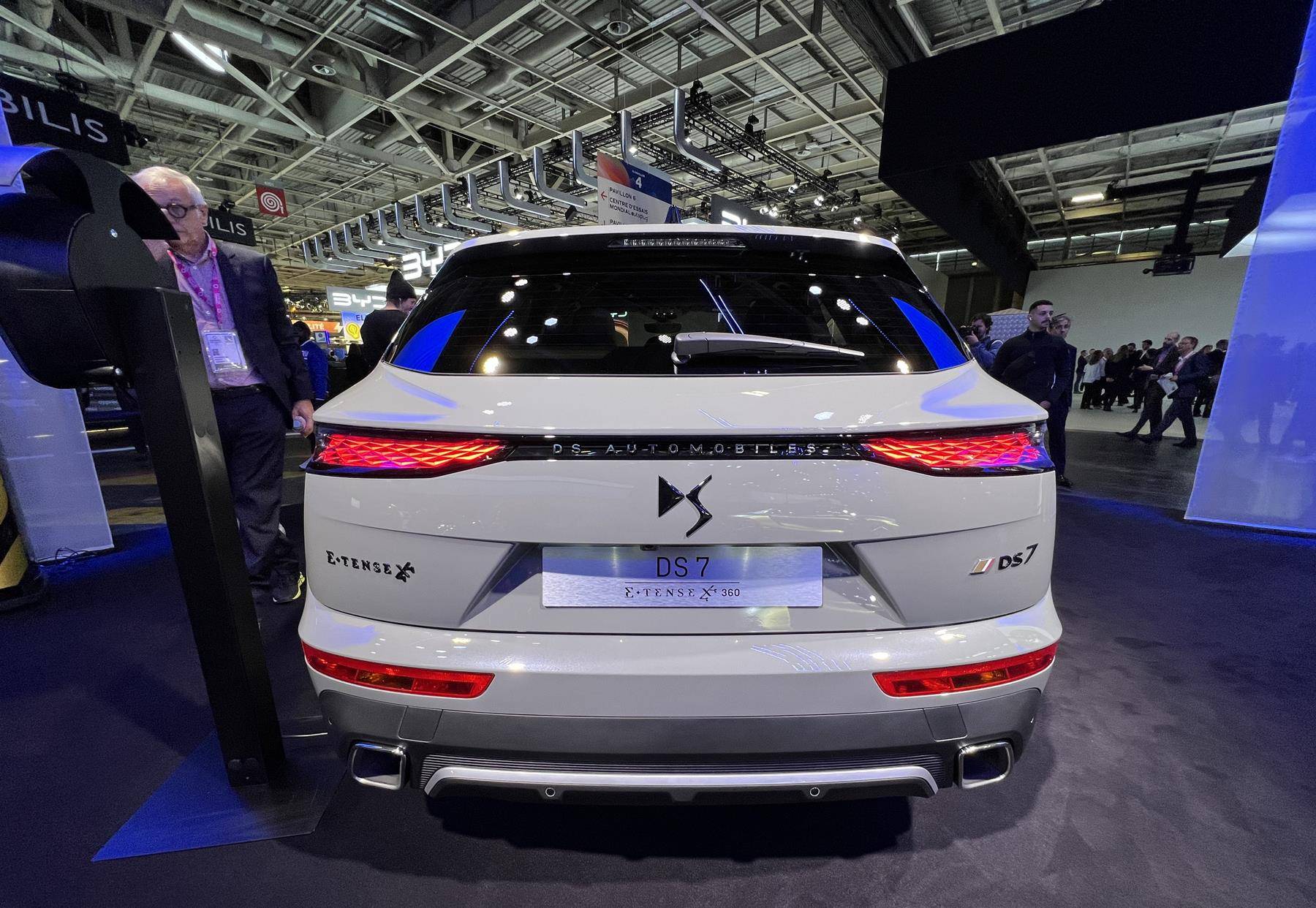 新款DS 7正式亮相，外观很精致，内饰很豪华_搜狐汽车_搜狐网