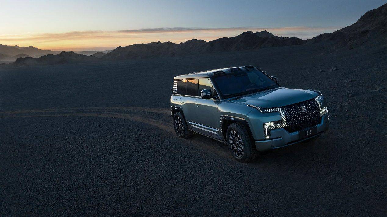 仰望U8动力曝光，搭载2.0T增程器，两个「bug」仍是未解之谜_搜狐汽车_搜狐网