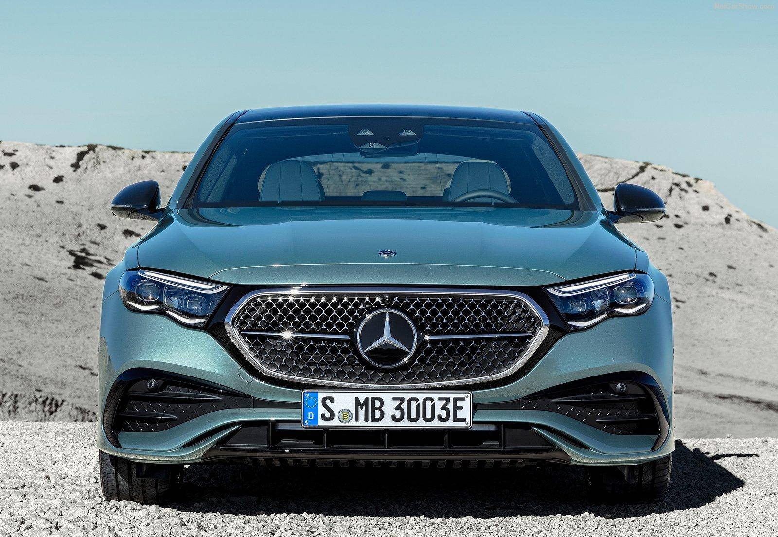 全新奔驰E级亮相！外观越来越像宝马，内饰EQE，压力来到奥迪A6L_搜狐汽车_搜狐网