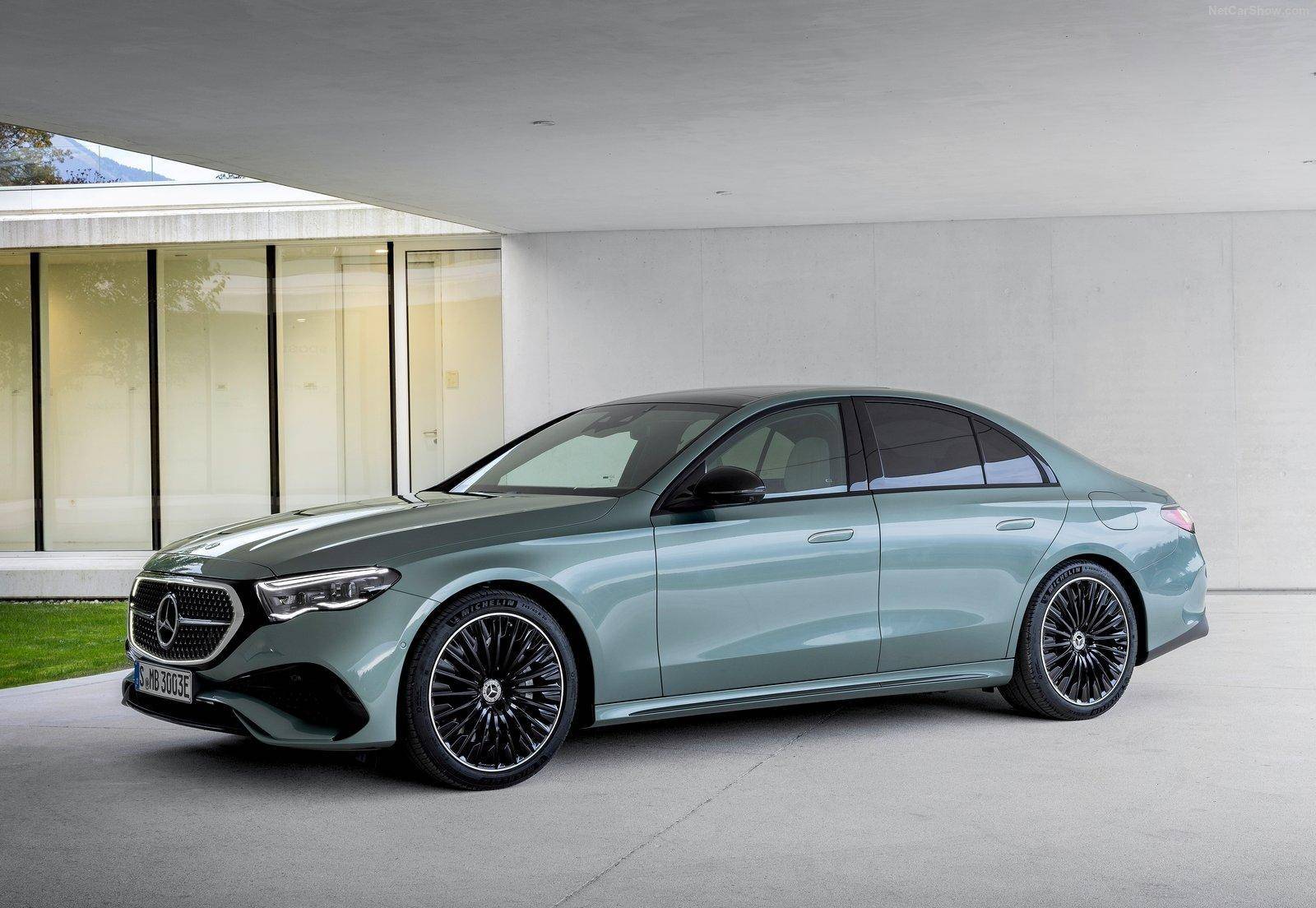 全新奔驰E级亮相！外观越来越像宝马，内饰EQE，压力来到奥迪A6L_搜狐汽车_搜狐网