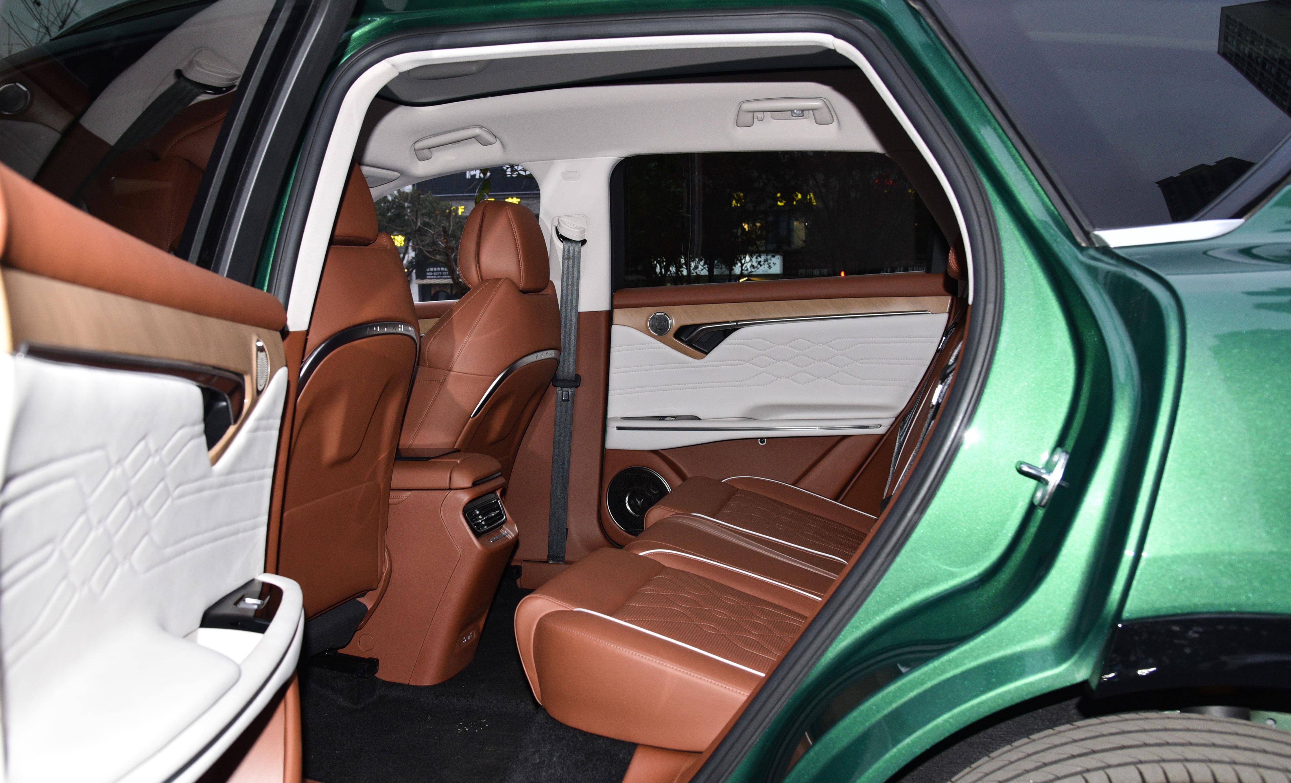 有孩子的家庭买车，可以看这款SUV，带四驱，配L2级驾驶辅助_搜狐汽车_搜狐网