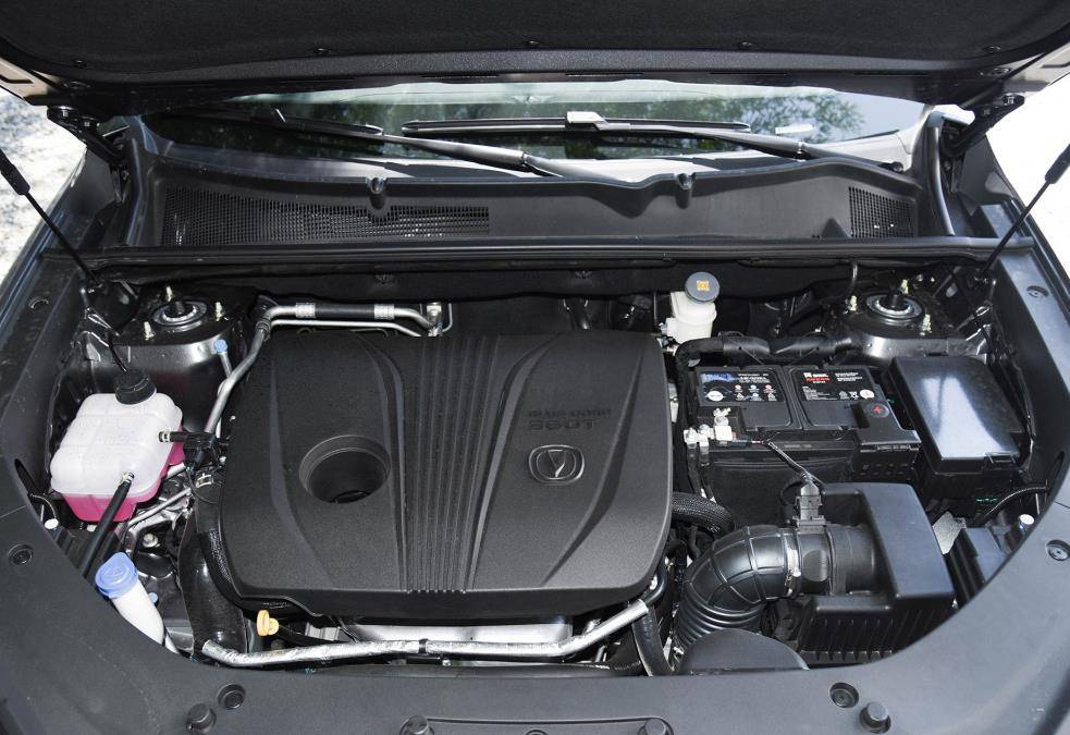 长安“黑马”更新换代，搭蓝鲸2.0T引擎，配爱信8AT，10.69万起_搜狐汽车_搜狐网