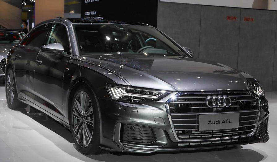 奥迪A6L搭载DLZ发动机+真皮材质座椅，3.0T动力表现强悍_搜狐汽车_搜狐网