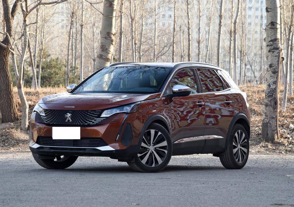 法系车终于开窍了，新车内饰再升级，爆211马力＋8AT，油耗6.3L_搜狐汽车_搜狐网