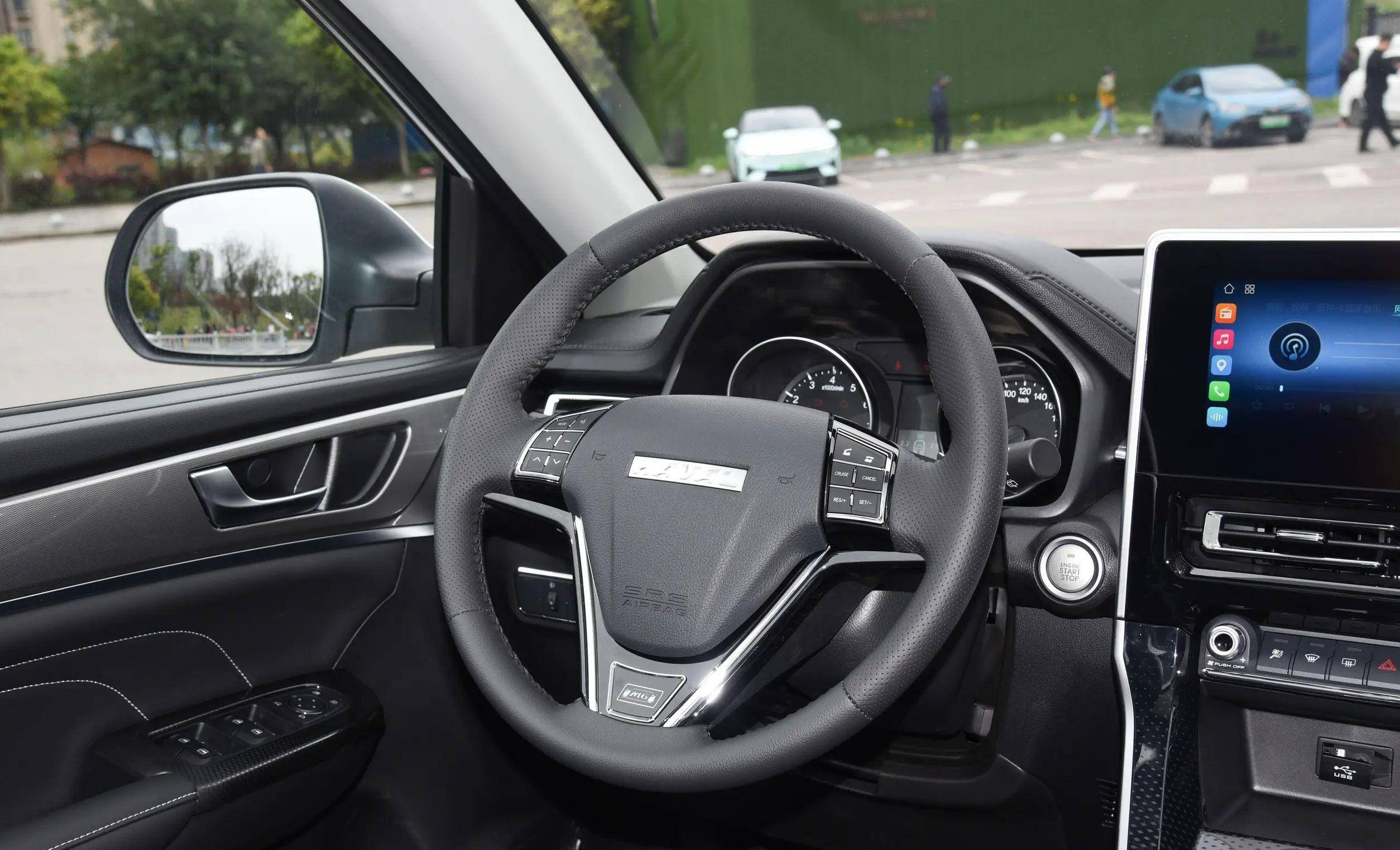 年轻人的第一辆SUV？6万起的紧凑级SUV哈弗M6那是真香_搜狐汽车_搜狐网