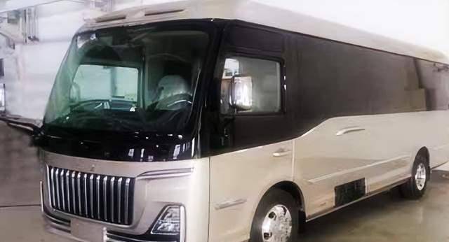 对标考斯特！红旗新车QM7曝光，最高23座＋3.0T，定多少合适？_搜狐汽车_搜狐网