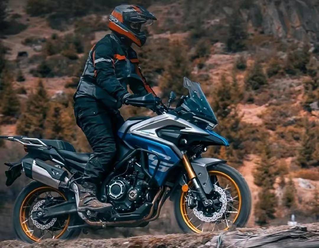 预算1~5万，准备摩旅不妨来看这六款休旅ADV，受众人群较广_搜狐汽车_搜狐网